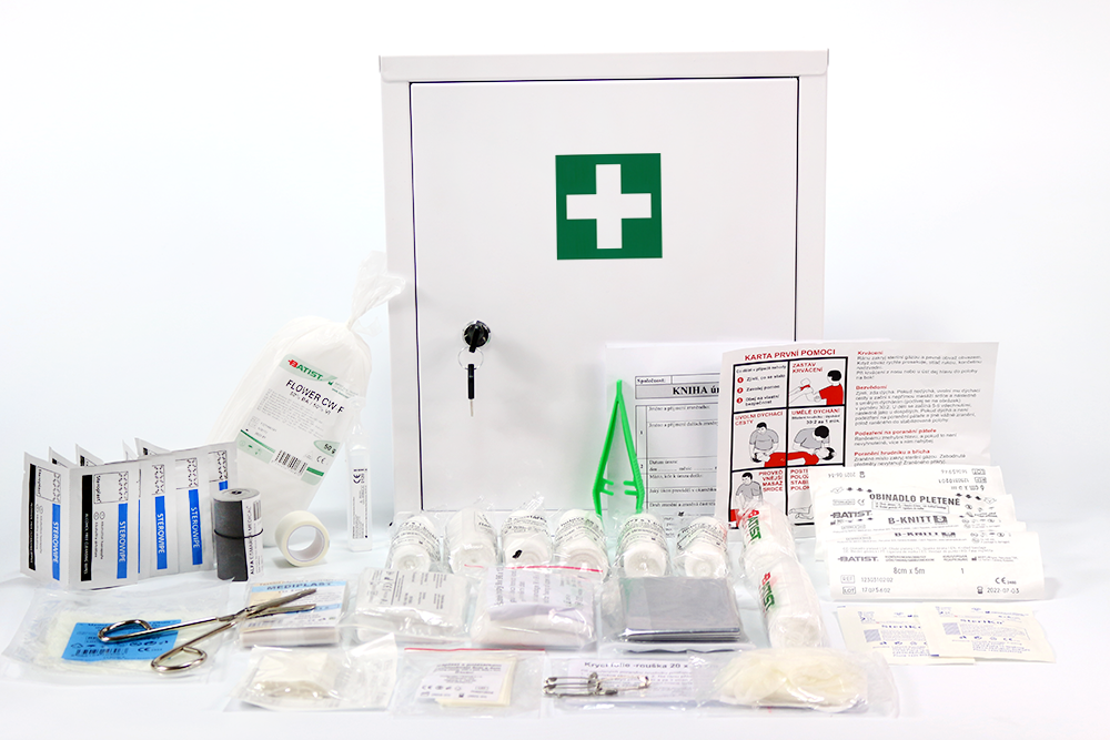 Wall mounted metal first aid kit | E-safetyshop.eu